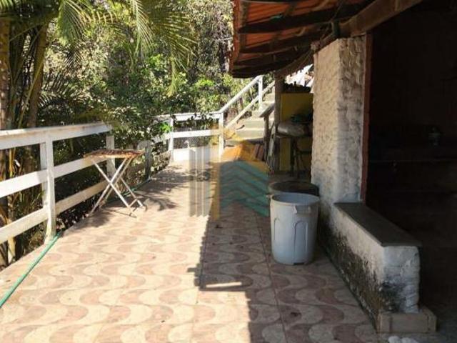 Chácara para venda em Centro de 6000.00m² com 3 Quartos, 1 Suite e 6 Garagens