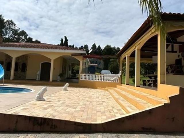 Chácara para venda em Cercado de 330.00m² com 3 Quartos e 1 Suite