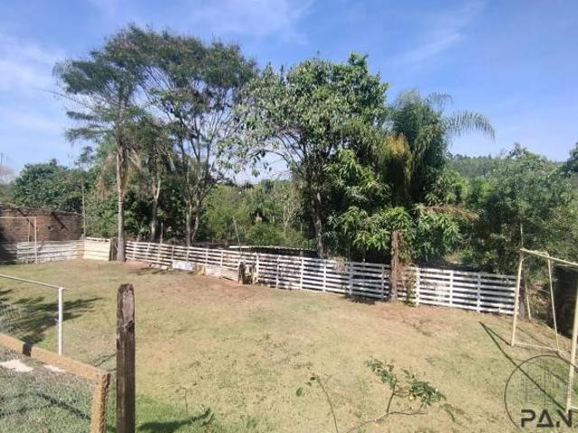 Chácara para venda em Chácara Capão Bonito de 200.00m² com 3 Quartos e 3 Garagens
