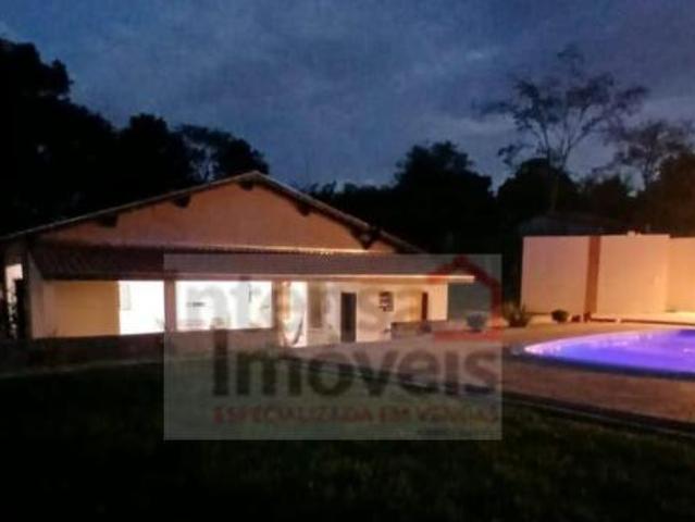 Chácara para venda em Chácara Itamarati de 3000.00m² com 3 Quartos, 1 Suite e 2 Garagens