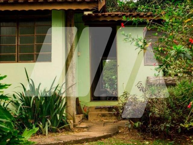 Chácara para venda em Chácaras Abc de 424.00m² com 6 Quartos e 5 Suites