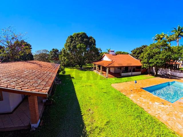 Chácara para venda em Chácaras Granja São Francisco em Araras São Paulo de 409.00m² com 4 Quartos, 2 Suítes e 10 Garagens