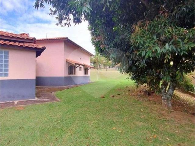 Chácara para venda em Chácaras Do Guacuri de 500.00m² com 5 Quartos, 4 Suites e 4 Garagens