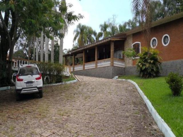 Chácara para venda em Chácaras Do Guacuri de 1370.00m² com 4 Quartos e 3 Suites