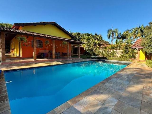 Chácara para venda em Chácaras Sol Nascente de 360.00m² com 4 Quartos, 2 Suites e 10 Garagens