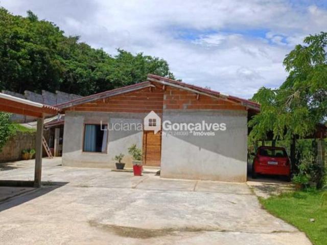 Chácara para venda em Chácaras Rurais Guararema de 360.00m² com 4 Quartos, 3 Suites e 10 Garagens