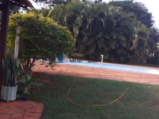Chácara para Venda em Cidade Ocidental, Quintas Itapuã, 5 dormitórios, 1 suíte, 4 banheiros, 2 vagas