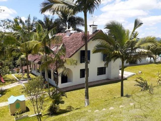 Chácara para Venda em Arujá, Chácaras Copaco, 6 dormitórios, 2 suítes, 7 banheiros