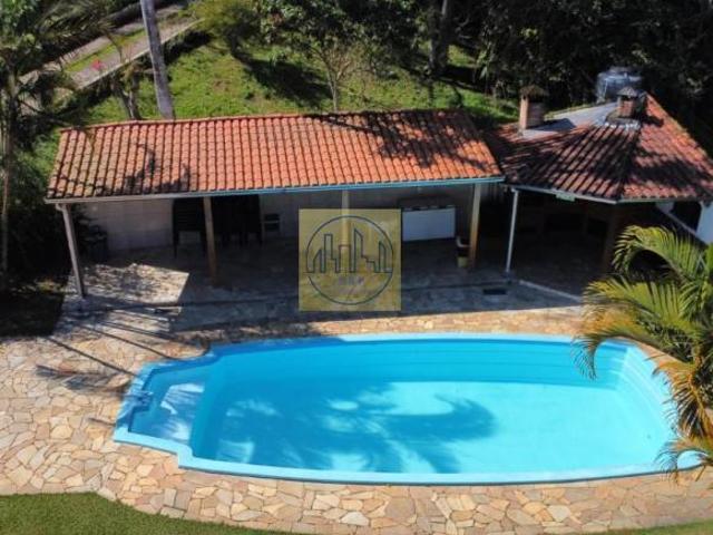 Chácara para Venda em Arujá, Estancia Aruja, 4 dormitórios, 3 suítes, 4 banheiros, 8 vagas