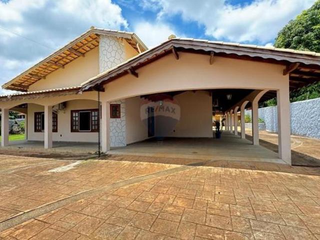 Chácara para venda em Araçoiaba da Serra de 309.00m² com 3 Quartos e 1 Suite