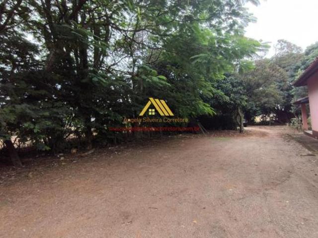 Chácara para Venda em Araçoiaba da Serra, 2 dormitórios, 1 banheiro, 4 vagas