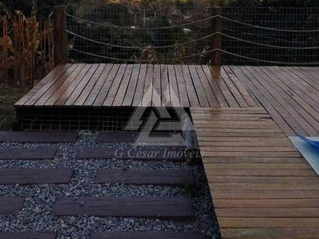 Chácara para venda em Areal de 240.00m² com 3 Quartos, 2 Suites e 8 Garagens