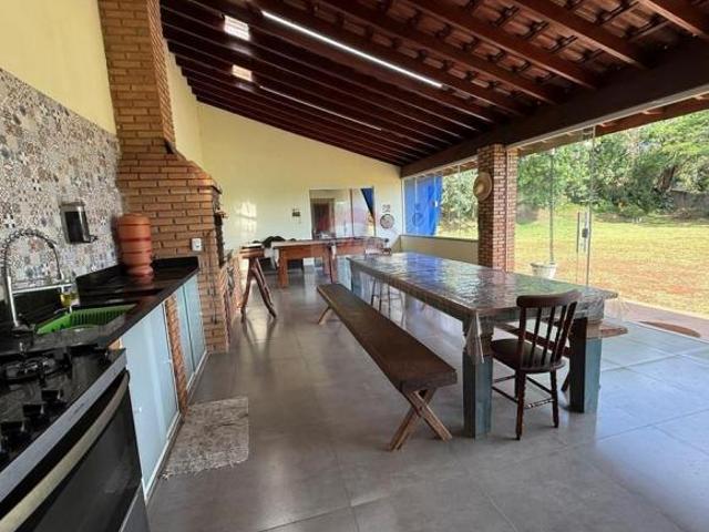 Chácara para venda em Boa Vista de 183.36m² com 2 Quartos, 2 Suites e 10 Garagens