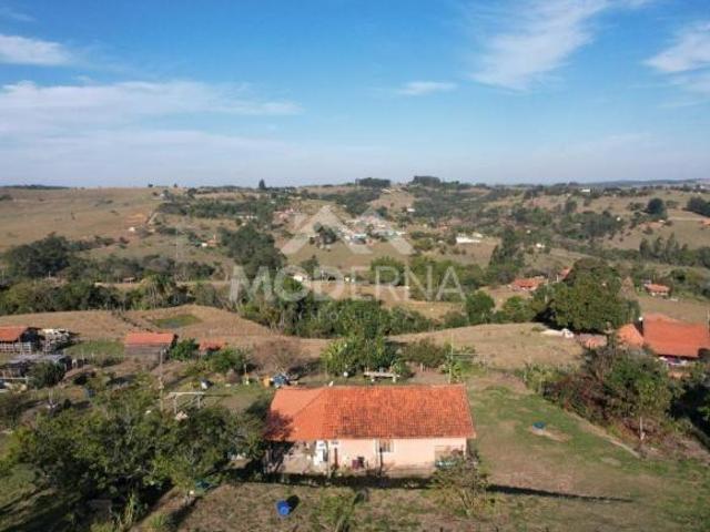 Chácara para Venda em Bofete, loteamento fofura, 2 dormitórios, 1 suíte, 1 banheiro, 1 vaga