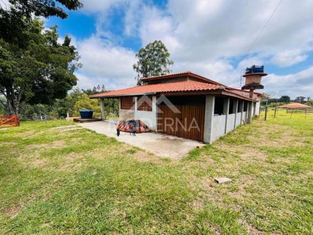 Chácara para Venda em Bofete, Loteamento Vale Verde, 2 dormitórios, 1 banheiro, 2 vagas