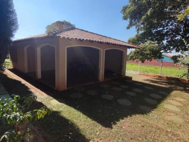 Chácara para Venda em Boituva, Tropicália Park, 4 dormitórios, 2 suítes, 2 banheiros, 10 vagas