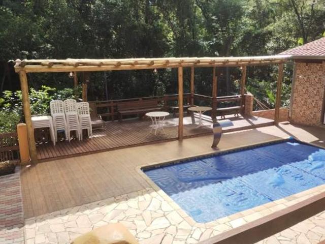 Chácara para venda em Barra Funda de 400.00m² com 5 Quartos, 2 Suites e 14 Garagens