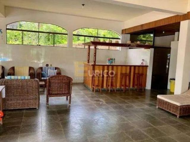 Chácara para venda em Guacuri de 1200.00m² com 7 Quartos, 5 Suites e 10 Garagens
