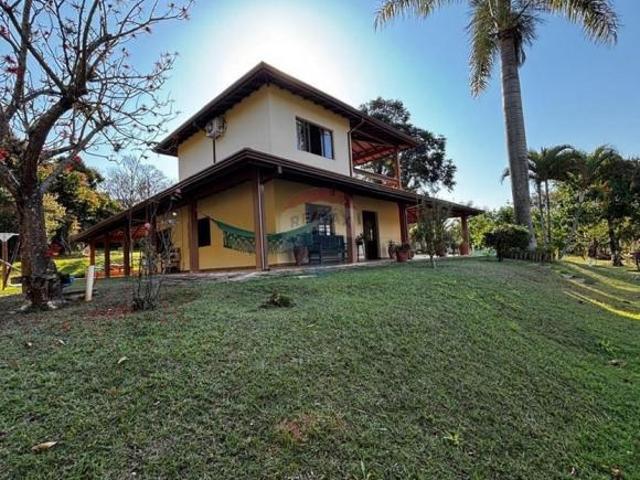 Chácara para venda em Guacuri de 358.66m² com 7 Quartos, 3 Suites e 8 Garagens