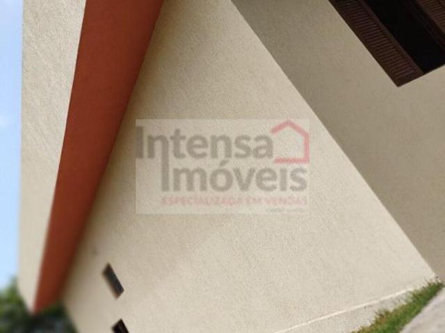Chácara para venda em Guamirim de 1000.00m² com 3 Quartos, 1 Suite e 5 Garagens