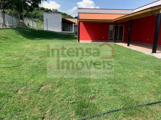 Chácara para venda em Guamirim de 5000.00m² com 3 Quartos, 1 Suite e 2 Garagens