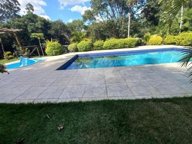 Chácara para venda em Estância Figueira Branca de 252.00m² com 3 Quartos, 1 Suite e 2 Garagens