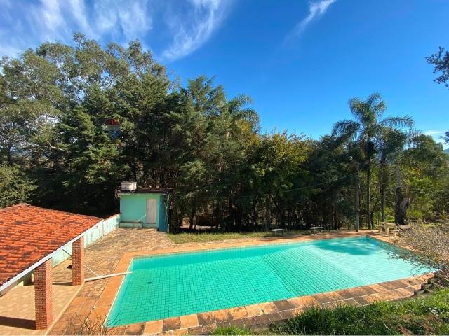 Chácara para venda em Extrema em Extrema Minas Gerais de 6800.00m² com 3 Quartos, 3 Suítes e 10 Garagens
