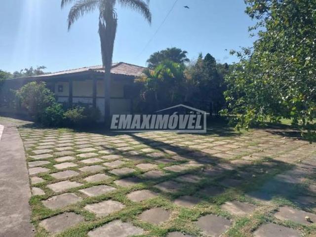 Chácara para venda em Fazenda Genebra de 352.00m² com 3 Quartos, 1 Suite e 10 Garagens