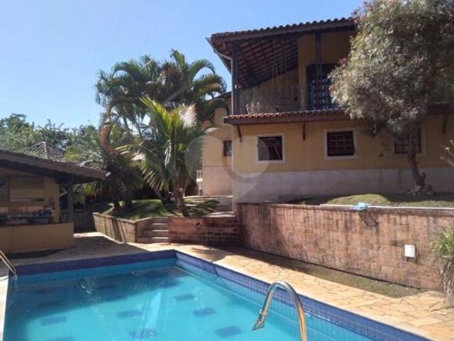 Chácara para venda em Fazenda Marajoara de 290.00m² com 3 Quartos, 1 Suite e 5 Garagens