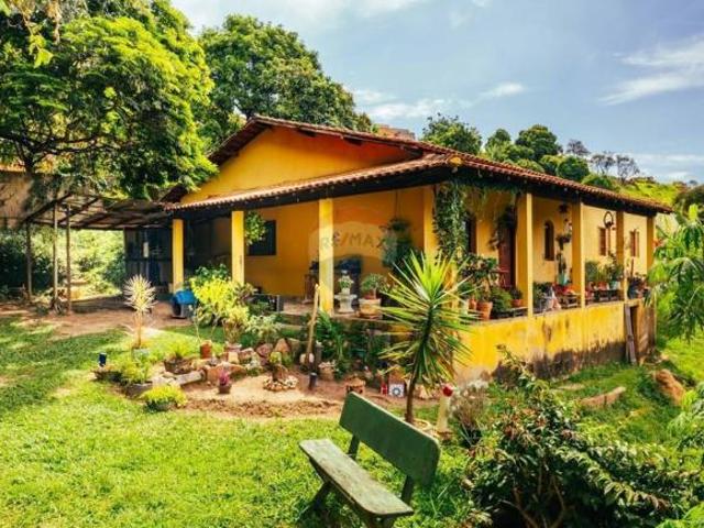 Chácara para venda em Itupeva de 156.63m² com 4 Quartos e 5 Garagens
