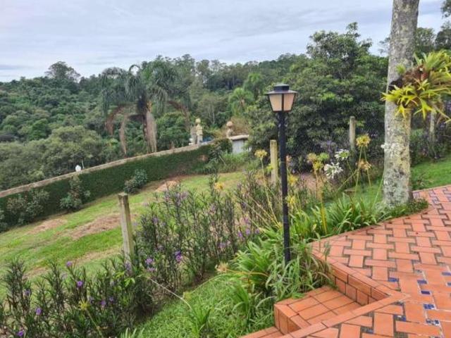 Chácara para Venda em Itapecerica da Serra, Embu Mirim, 8 dormitórios