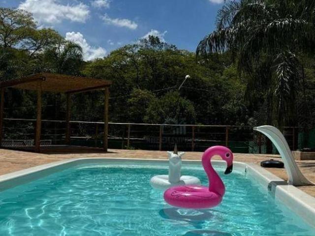 Chácara para venda em Ivoturucaia de 259.00m² com 2 Quartos, 1 Suite e 10 Garagens