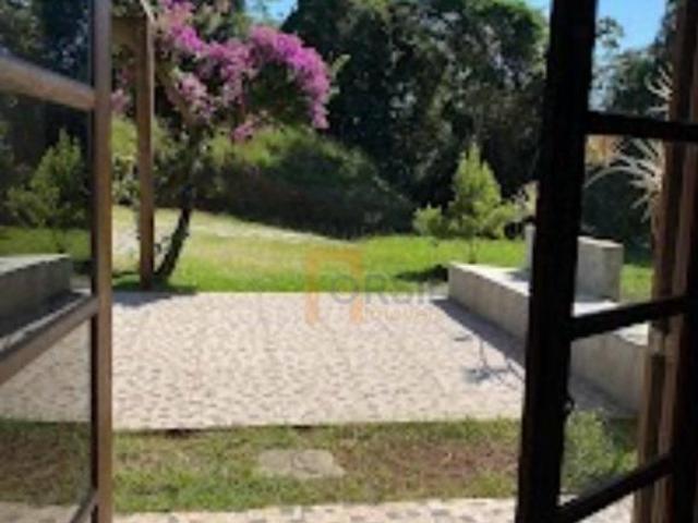 Chácara para venda em Jardim Marica de 300.00m² com 4 Quartos, 1 Suite e 4 Garagens