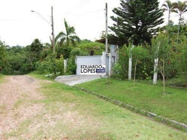 Chácara para venda em Jardim Buru de 150.00m² com 3 Quartos, 1 Suite e 2 Garagens