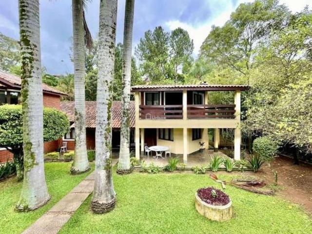 Chácara para venda em Jardim Colonial de 2000.00m² com 4 Quartos, 4 Suites e 4 Garagens