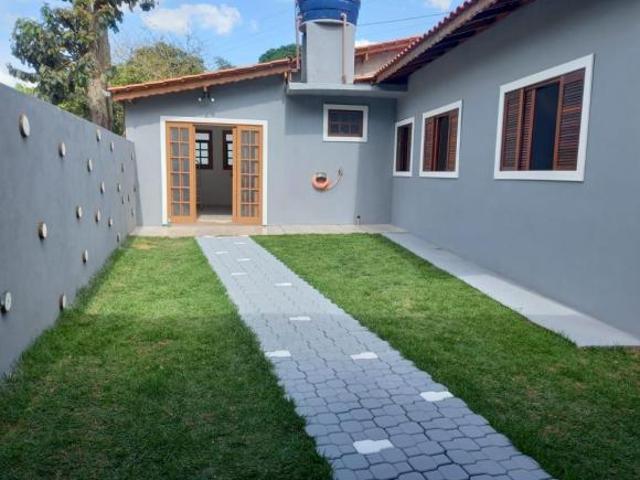 Chácara para venda em Jardim Das Cerejeiras de 100.00m² com 3 Quartos, 1 Suite e 4 Garagens