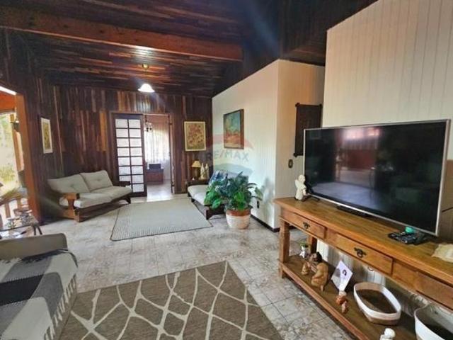Chácara para venda em Jardim Das Minas de 350.08m² com 4 Quartos, 2 Suites e 8 Garagens