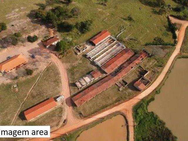 Chácara para venda em Jardim Paraíso Ii de 3000.00m² com 7 Quartos