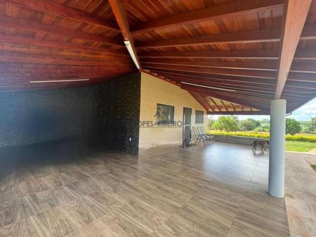 Chácara para venda em Jardim São José rubião Junior de 300.00m² com 3 Quartos, 1 Suite e 20 Garage