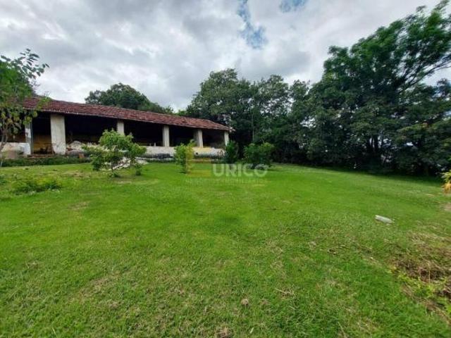 Chácara para venda em Louveira de 14467.07m² com 7 Quartos, 2 Suites e 10 Garagens