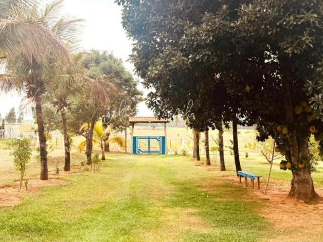 Chácara para Venda em Marília, Chácara na Estância Vila Bela, 3 dormitórios, 1 banheiro