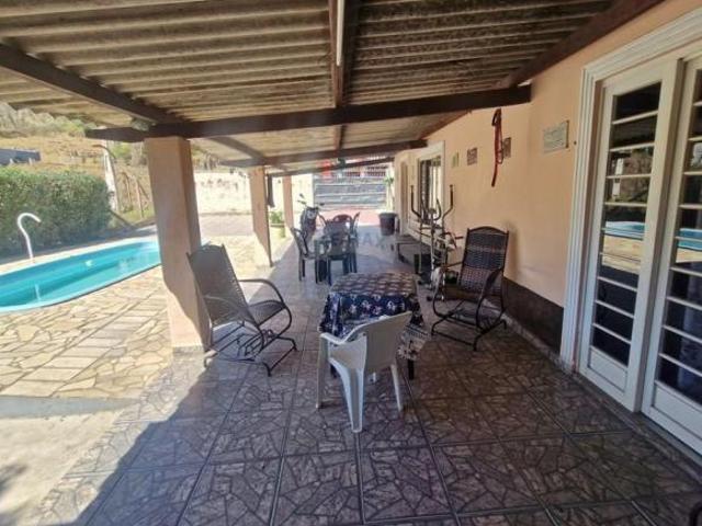 Chácara para venda em Nova Jaguariúna de 80.00m² com 2 Quartos, 1 Suite e 4 Garagens
