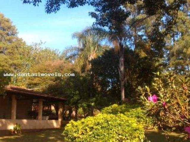 Chácara para Venda em São Carlos, Jardim Tangará, 4 dormitórios, 3 banheiros, 3 vagas