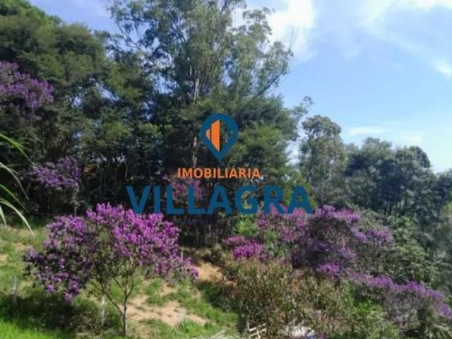 Chácara para Venda em São José dos Campos, Freitas, 3 dormitórios, 1 suíte, 2 banheiros, 6 vagas