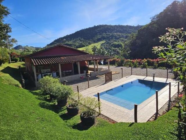 Chácara para Venda em Socorro, zona rural, 3 dormitórios, 1 suíte, 2 banheiros