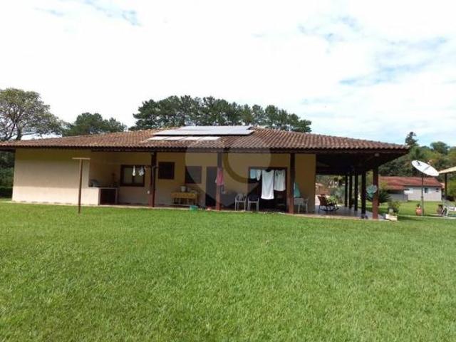 Chácara para venda em Santa Clara de 310.00m² com 3 Quartos, 1 Suite e 4 Garagens
