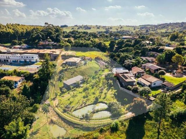 Chácara para venda em Santa Eliza de 556.00m² com 4 Quartos, 1 Suite e 6 Garagens