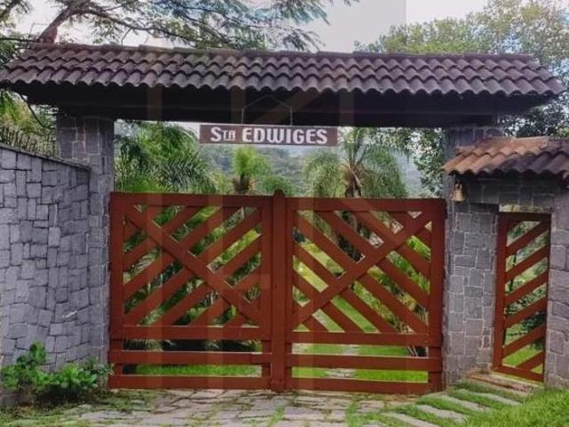 Chácara para Venda em Santa Isabel, Chácara Santa Edwiges, 4 dormitórios, 2 suítes, 3 banheiros, 4 v