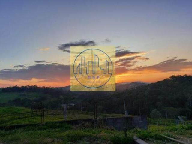 Chácara para Venda em Santa Isabel, 2 dormitórios, 1 suíte, 4 banheiros