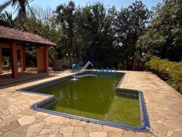 Chácara para venda em Panorama Parque de 2500.00m² com 3 Quartos, 1 Suite e 5 Garagens